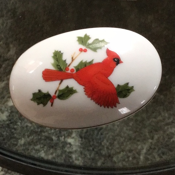 Lefton | Accents | Lefton China Cardinal Holly Trinket Box Vintage ...